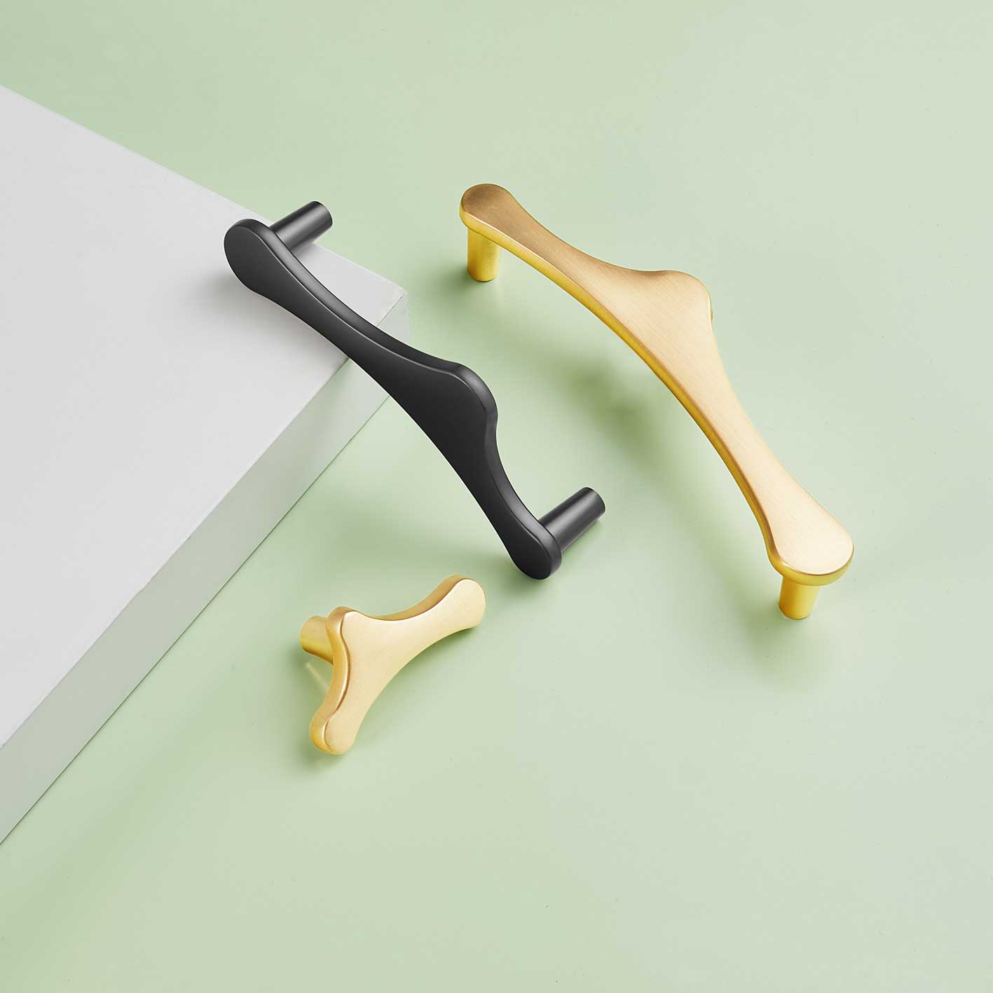 Modern cupboard handles and pulls 6168 - AMBA HARDWARE CO., LTD