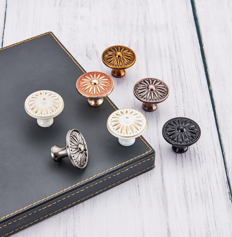 Antique Style knob for kitchen 750 - AMBA HARDWARE CO., LTD