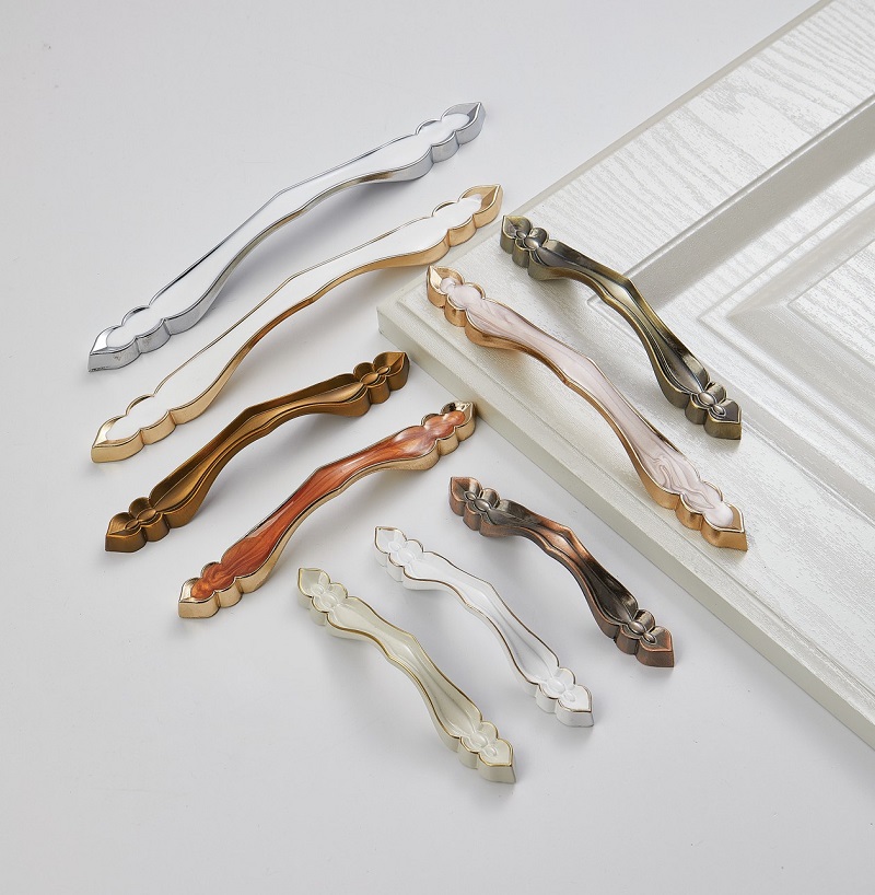 Modern Fancy Kitchen Handle 769 - AMBA HARDWARE CO., LTD